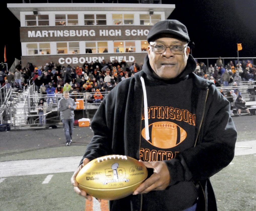 Former Martinsburg, NFL football star Fulton Walker dies at age 58 ...